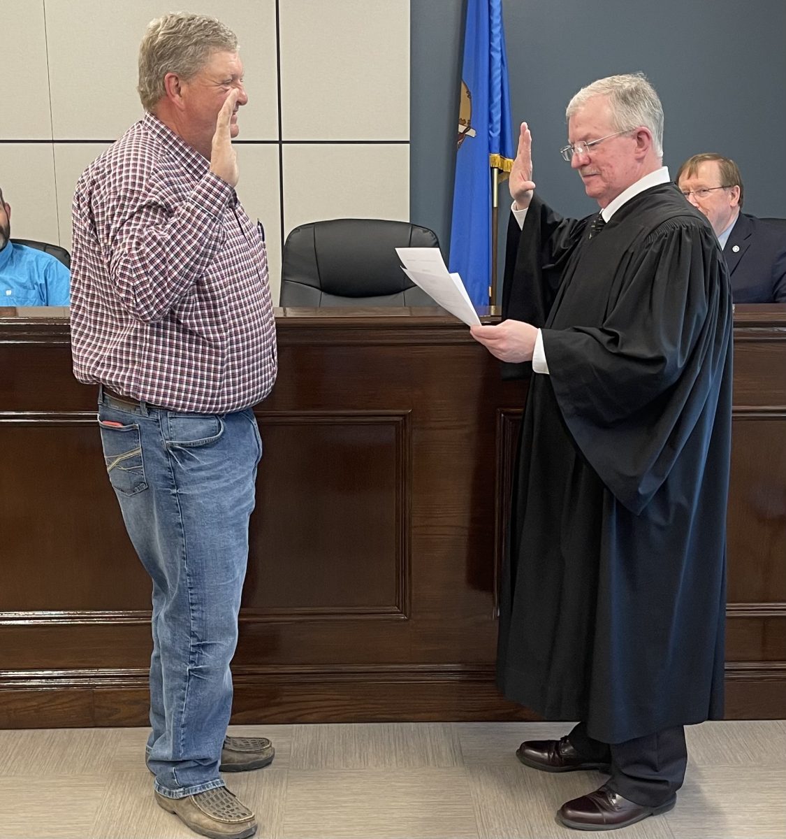 County Commissioner Sworn in – The Newkirk Herald Journal